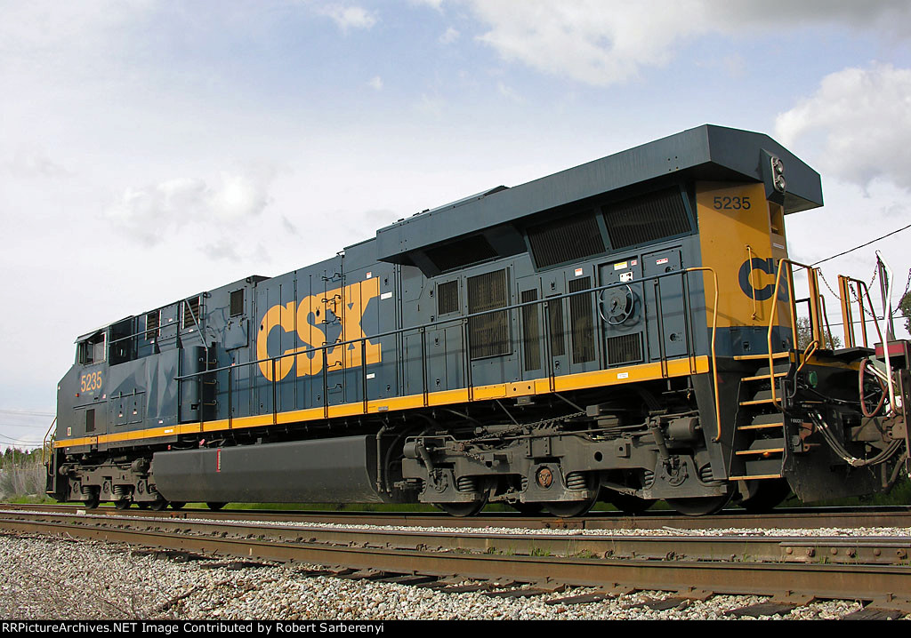 CSX 5235